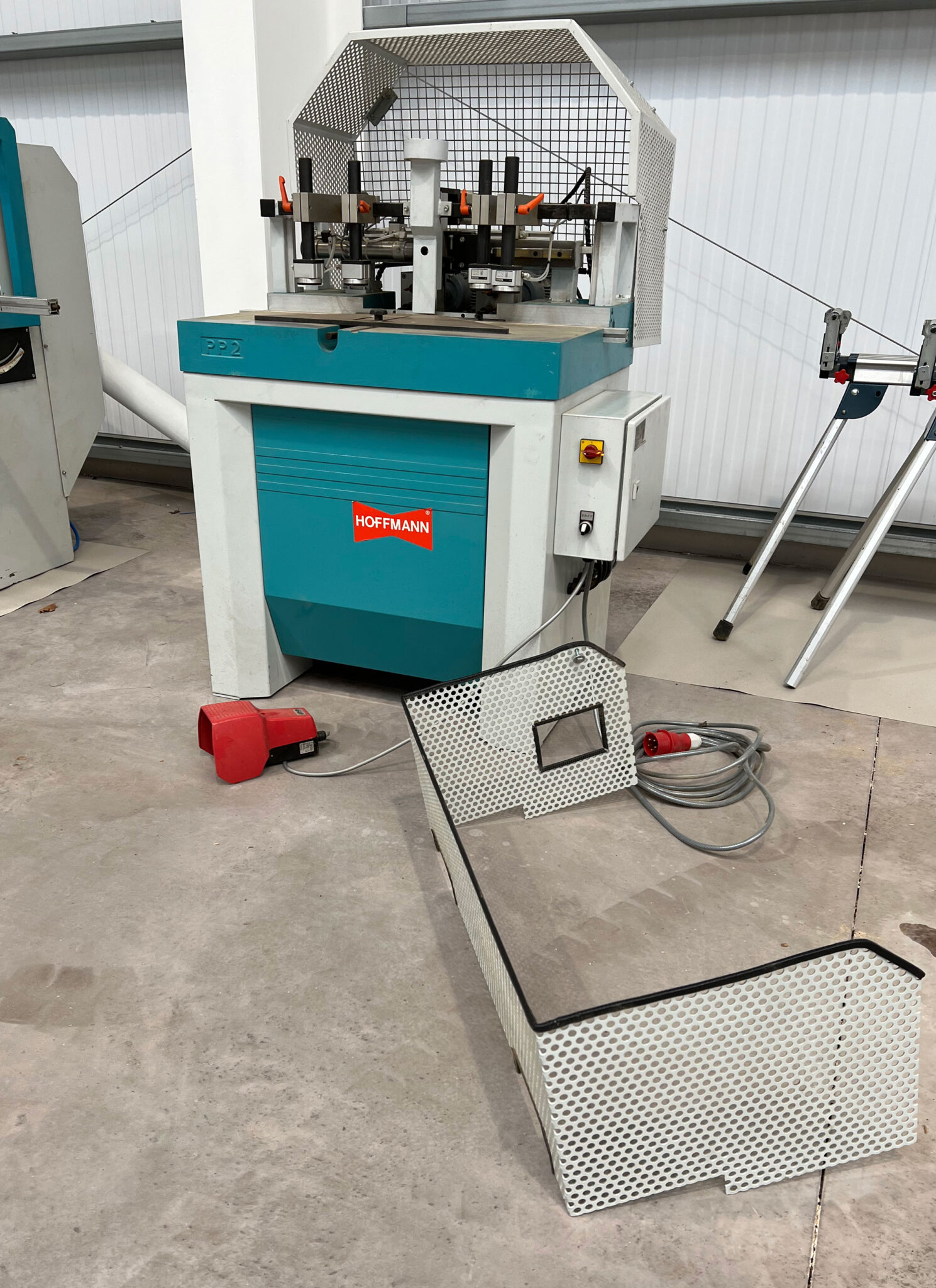 Hoffmann PP2 H-DB Automatic Drilling / Dovetail Machine